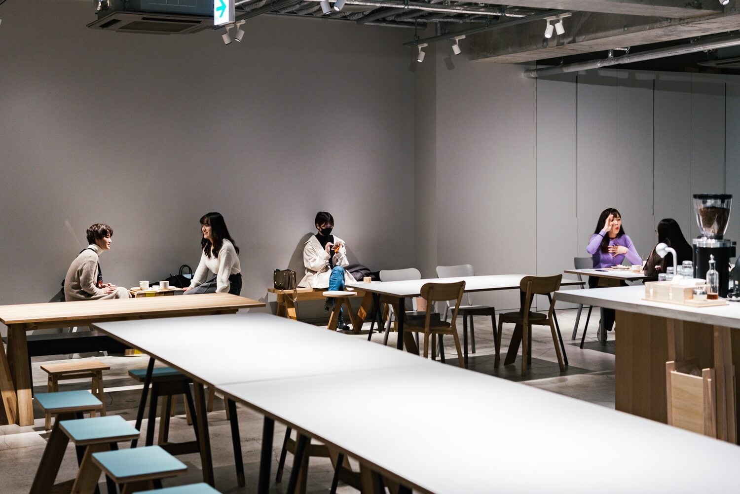 原宿のおしゃれカフェ dotcom space Tokyo / コーヒー・テクノロジーの融合| harekarake